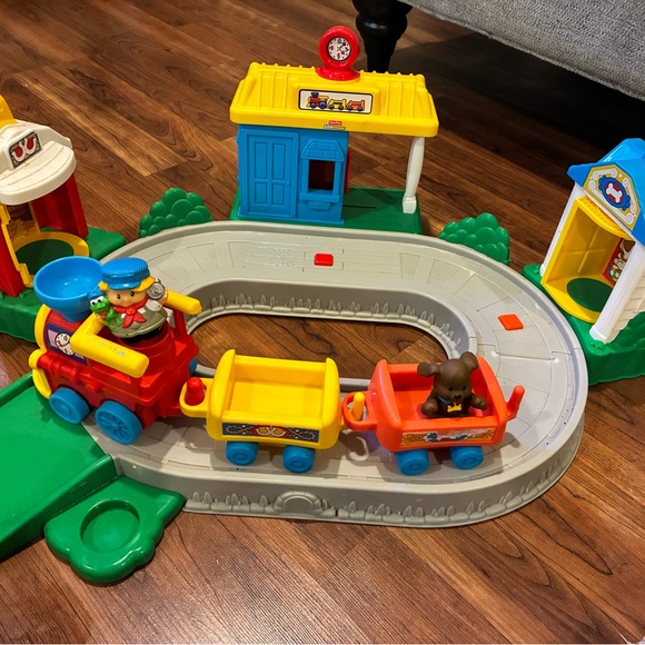 Little People | Toys | Fisher Price Little People Pop And Surprise ...